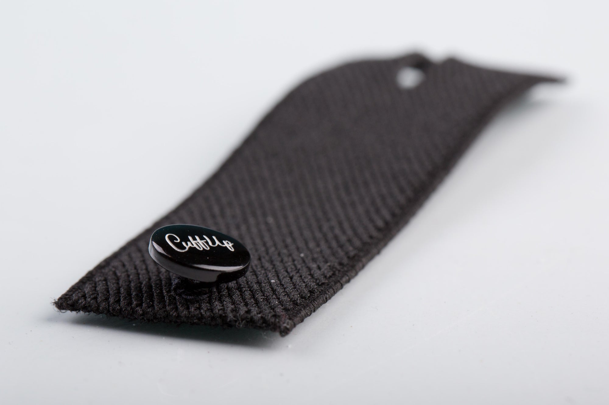 TotalBlack - cuffupstyle